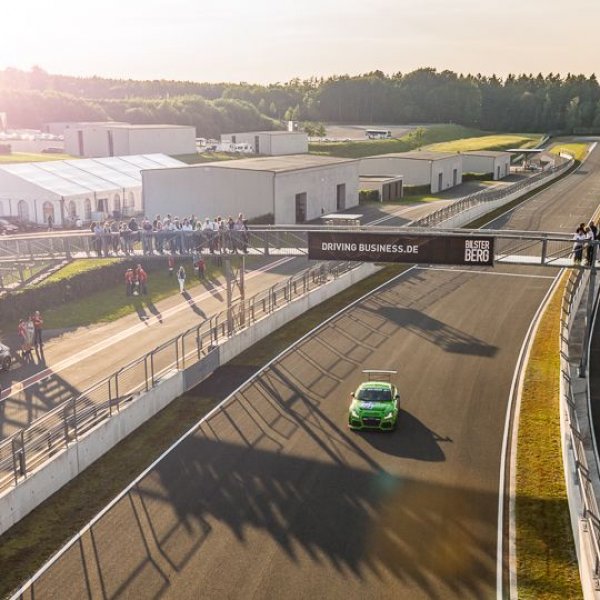 Rennstrecke | BILSTER BERG - Driving Business