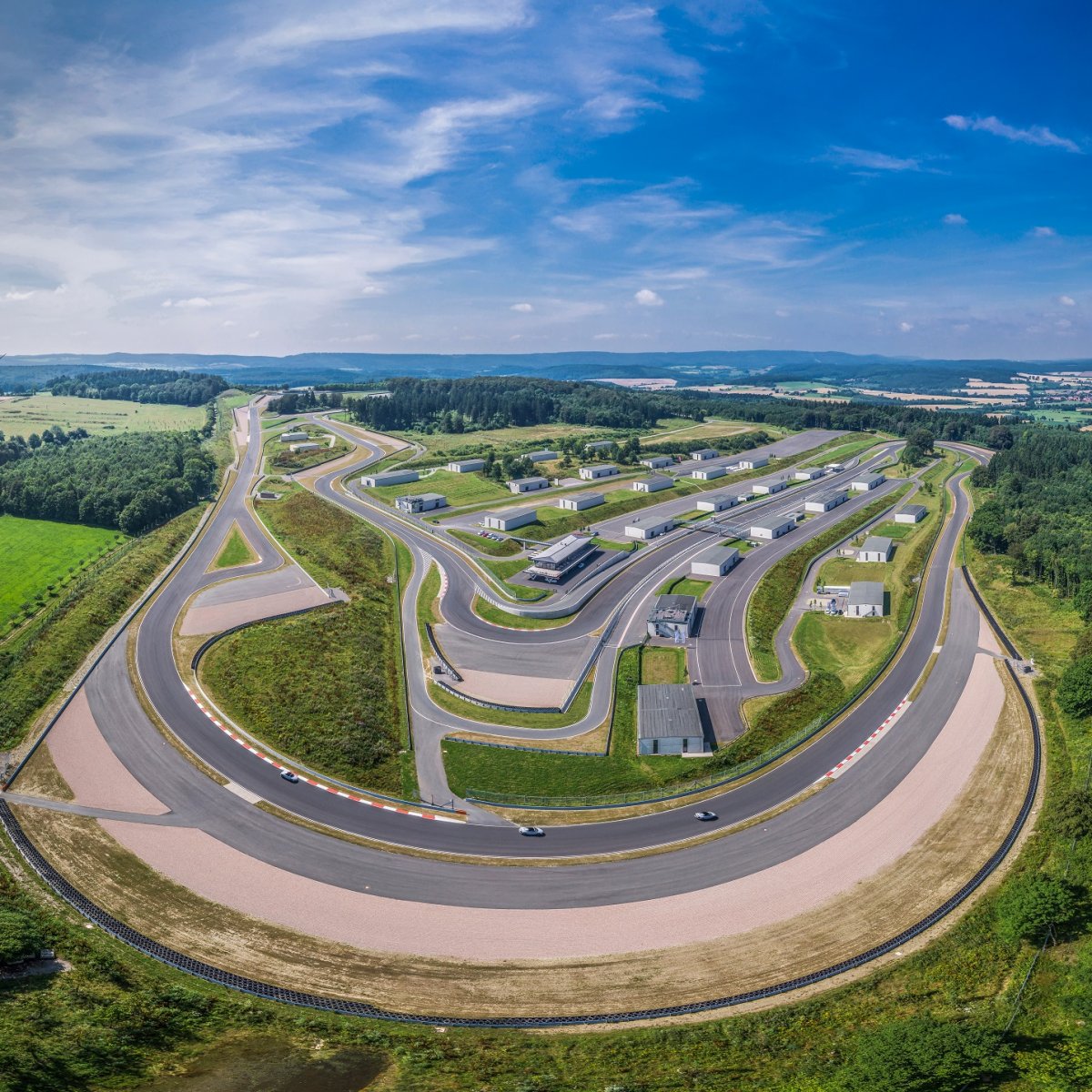 Rennstrecke | BILSTER BERG - Driving Business